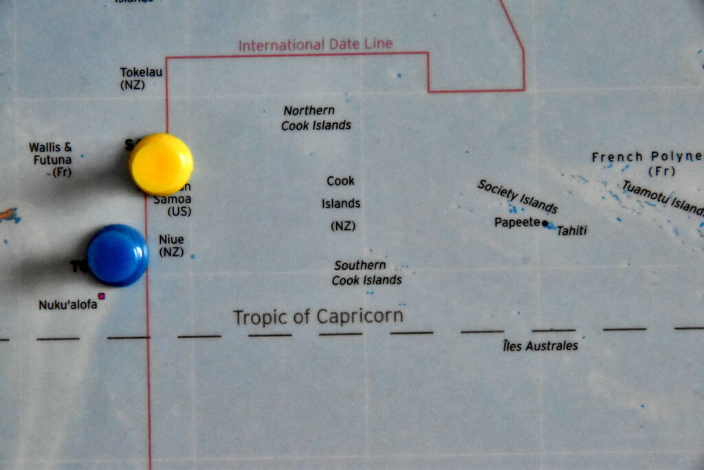 Where are the Cook Islands Located? - Cook Islands Pocket Guide