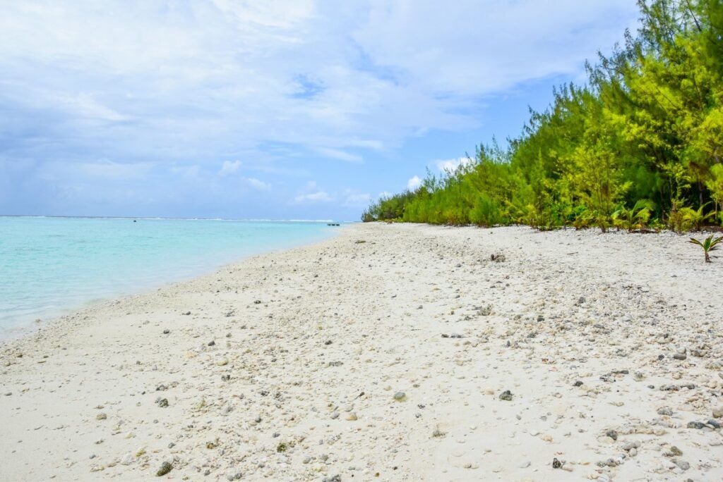 10 Best Beaches on Aitutaki ⛱️ - Cook Islands Pocket Guide
