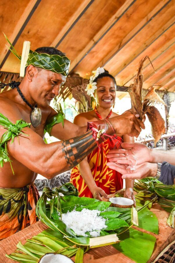 14 Best Foodie Experiences on Rarotonga - Cook Islands Pocket Guide