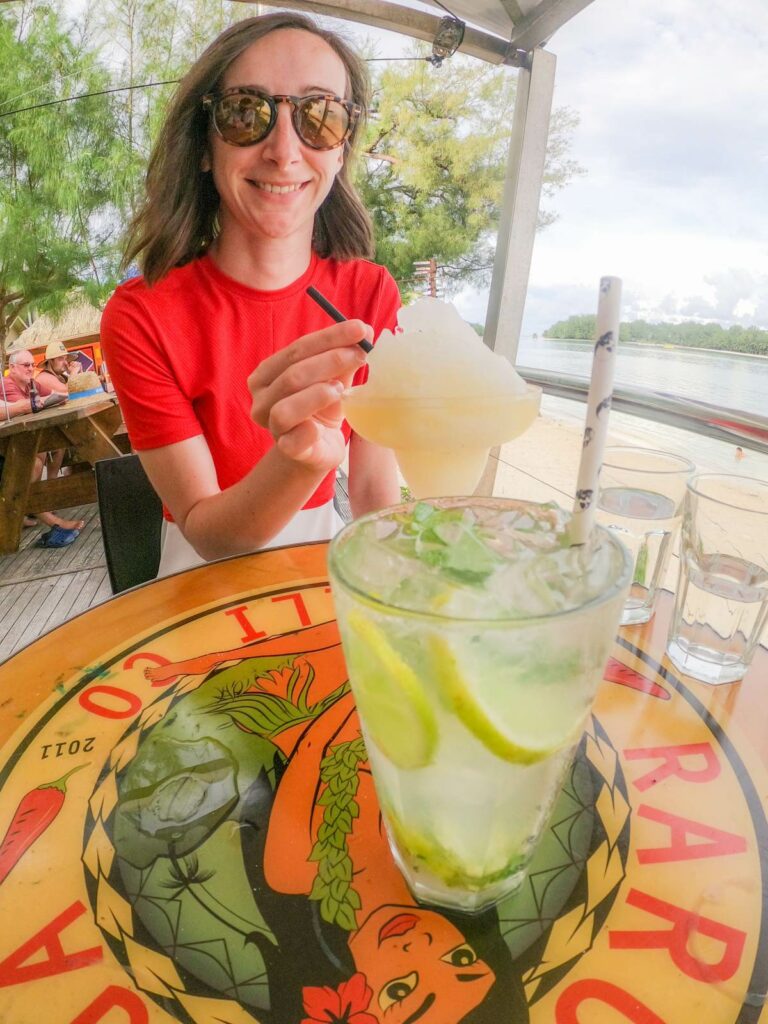 10 Best Bars in the Cook Islands - Cook Islands Pocket Guide