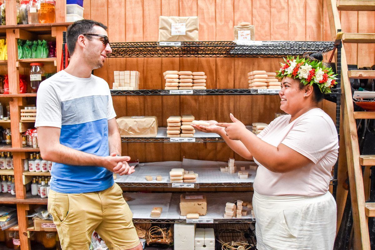 14 Best Souvenirs from Rarotonga & the Cook Islands