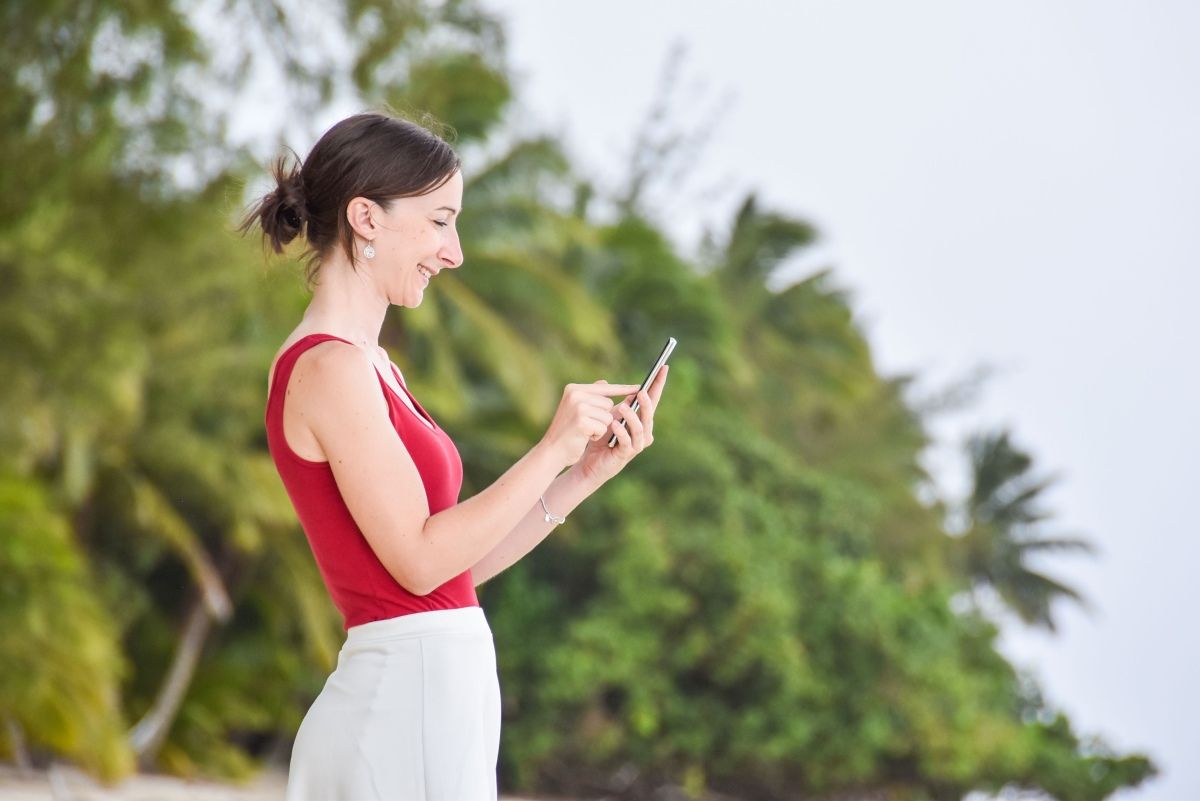 How to Get Internet & WiFi in Rarotonga & the Cook Islands