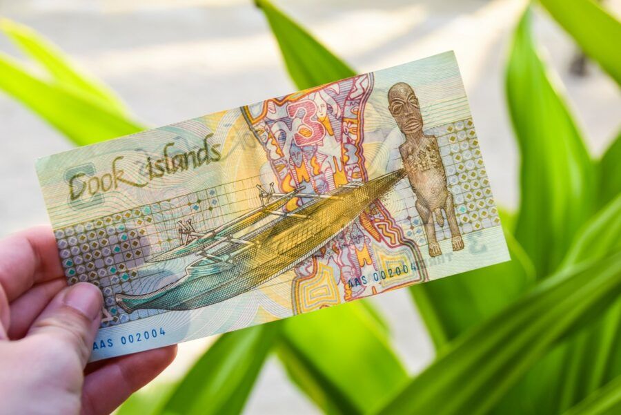 What is the Currency of the Cook Islands? 💵