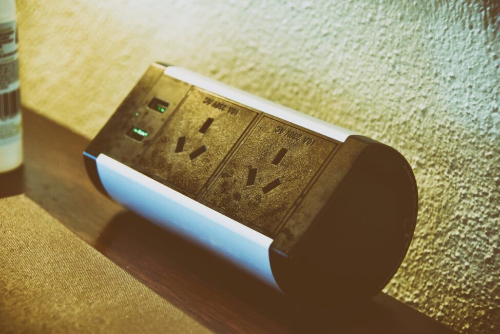 Cook Islands Electrical Outlets & Power Plugs - Cook Islands Pocket Guide