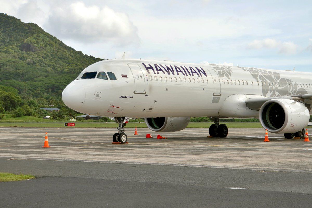 Which Airlines Fly Directly to Rarotonga & the Cook Islands?